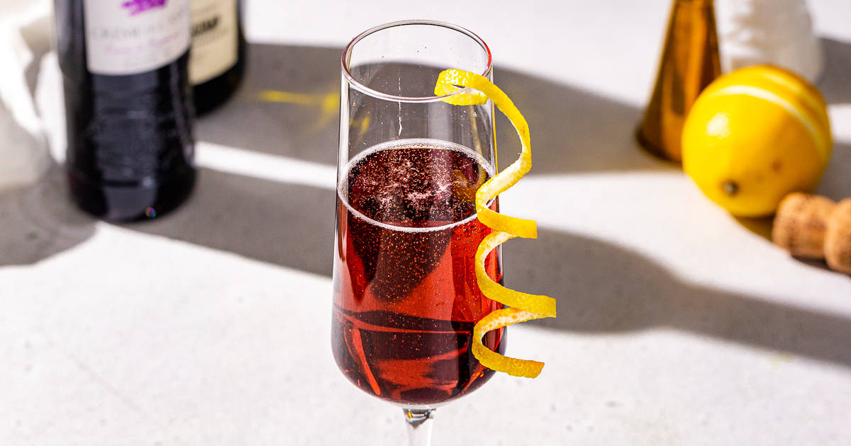 Kir Royale - Champagne and Blackcurrant Cocktail