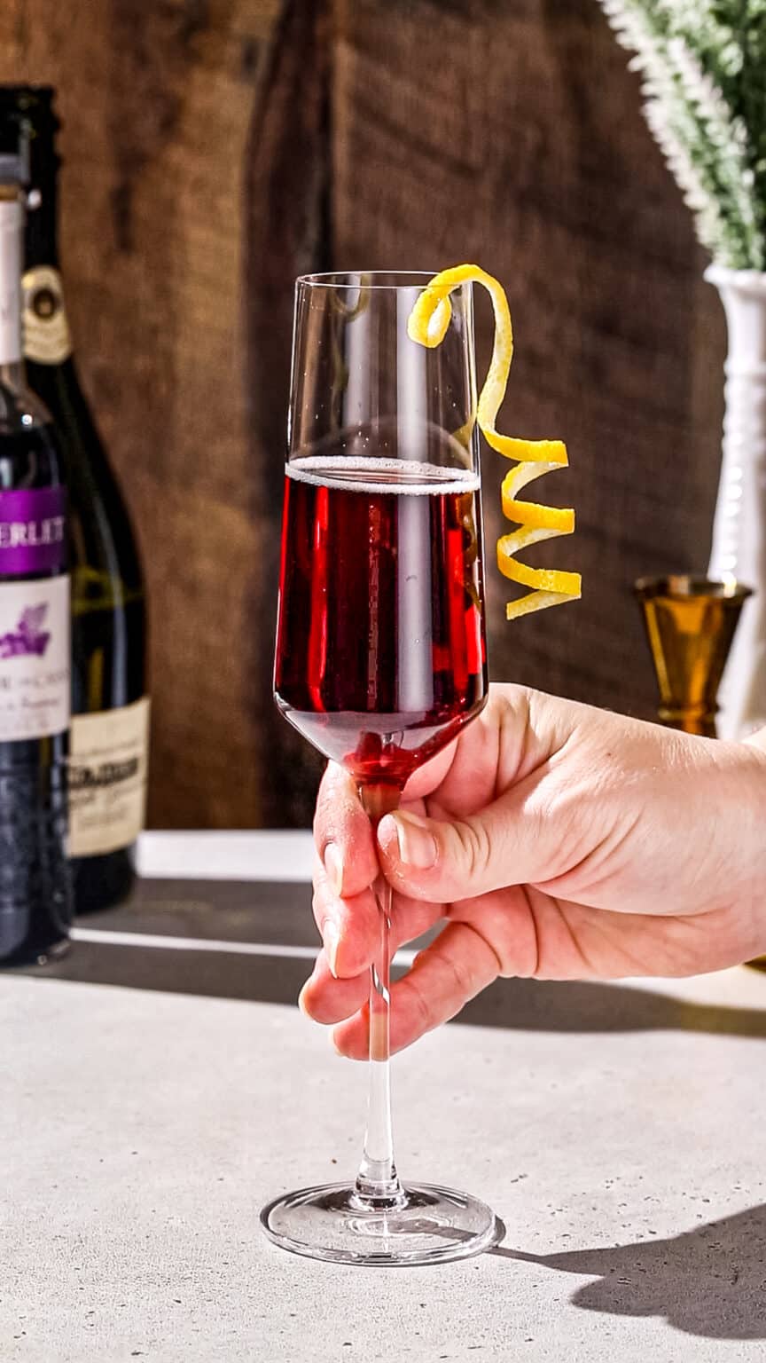 Kir Royale - Champagne and Blackcurrant Cocktail