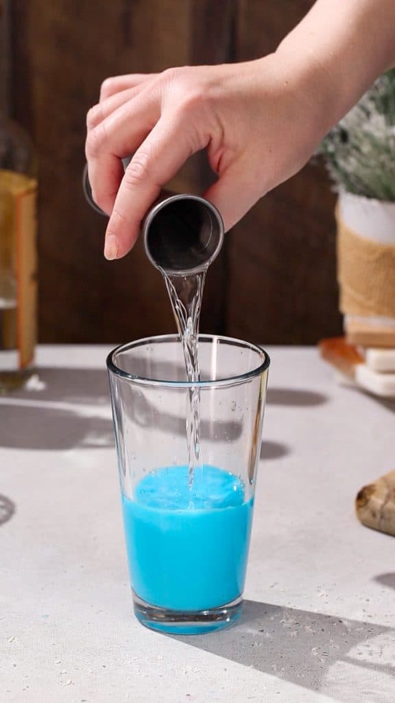 Jack Frost Cocktail - frosty blue cocktail recipe for winter