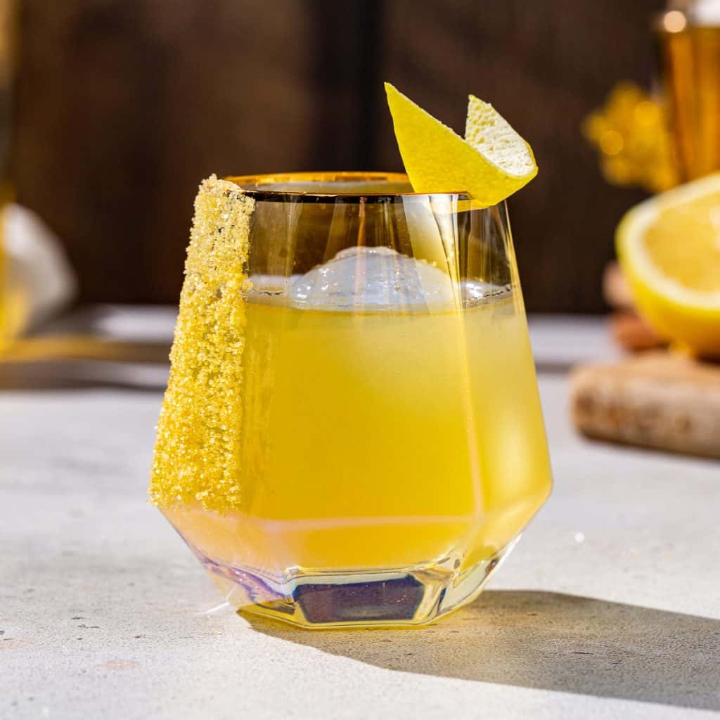 Gold Rush Whiskey Cocktail with Honey